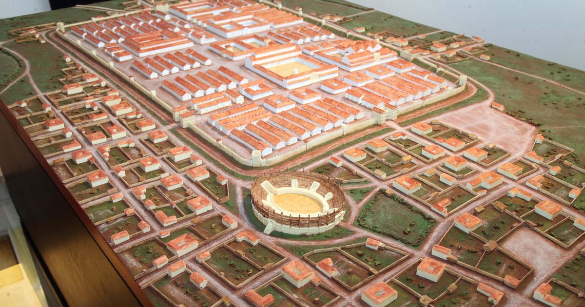 Roman Leon tour | GetYourGuide