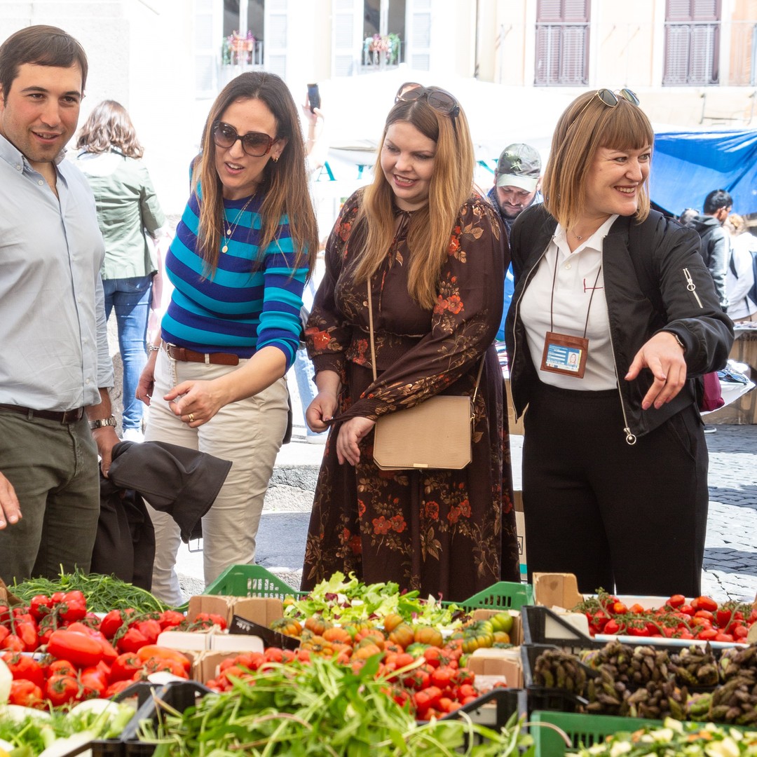 Roma: come como un romano, tour gastronómico por el gueto y Campo de ...