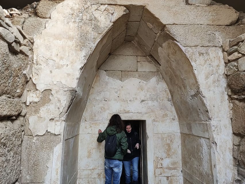 Plovdiv: Excursión guiada de un día al Valle de los Reyes Tracios ...