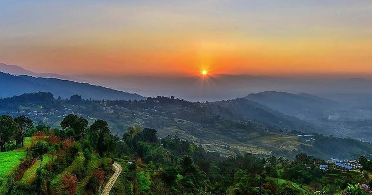 Kathmandu: Privé eendaagse Nagarkot zonsopgang en wandeltocht ...