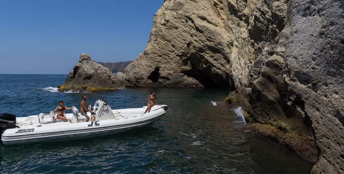 Sorrento/Positano: Capri Island RIB Boat Tour with Drinks | GetYourGuide
