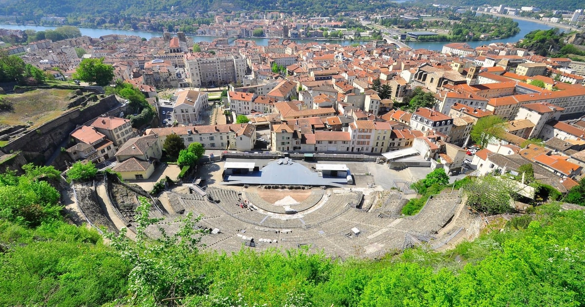 Vienne: Private Walking Tour with Guide | GetYourGuide