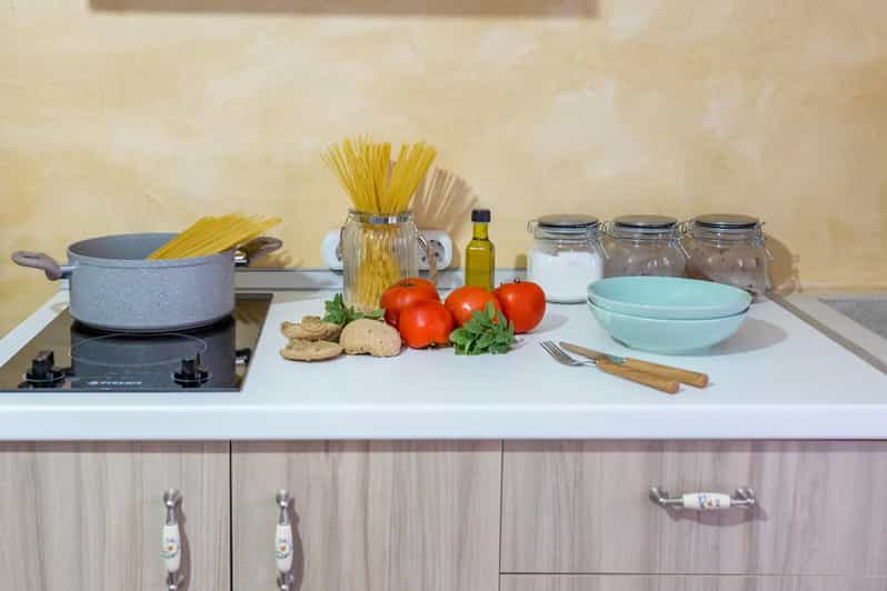 Resmo Girit'in lezzetlerini keşfedin | GetYourGuide