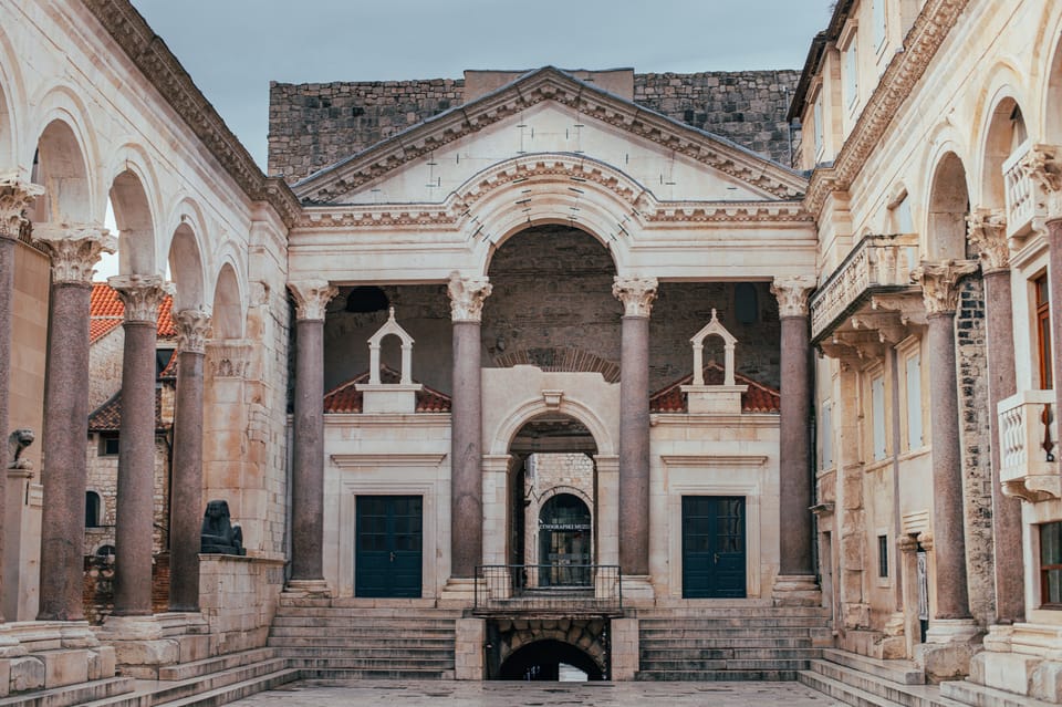 Split: Paleis van Diocletianus en privéwandeling door de oude stad ...