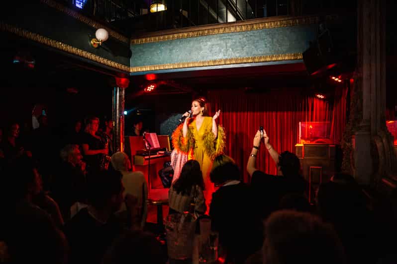 Paris : Madame Arthur Cabaret Show & Club Entry Ticket | GetYourGuide
