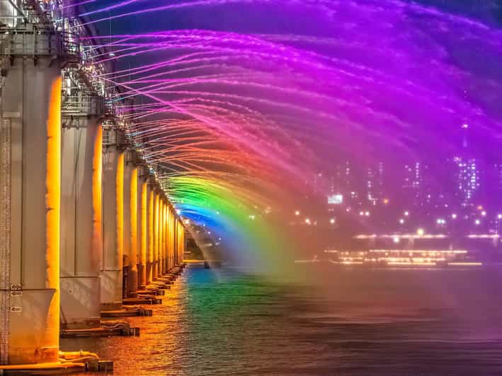 Seúl: Crucero Nocturno Guiado por el Río Han y Picnic en el Parque ...