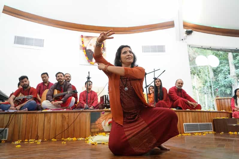 Káthmándú: Celodenní Osho Tapoban meditační a jógové retreaty ...