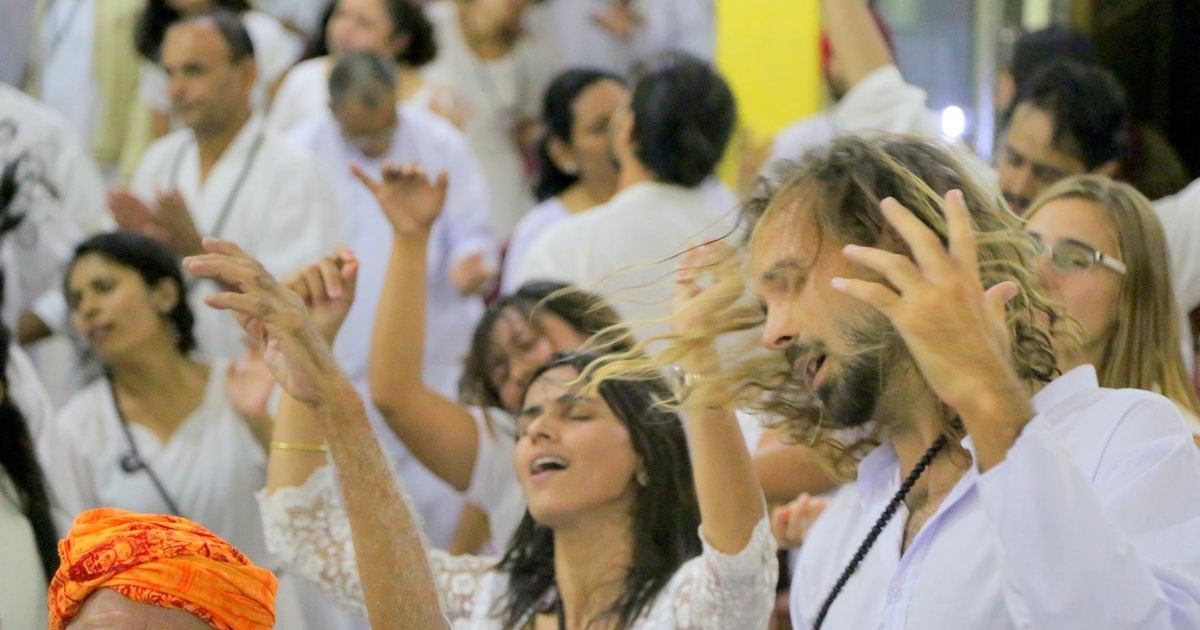 Káthmándú: Celodenní Osho Tapoban meditační a jógové retreaty ...