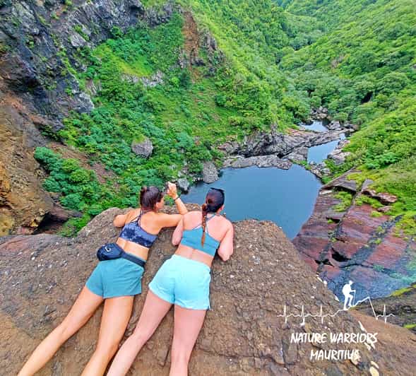 Vacoas-Phoenix: Tamarind Falls | GetYourGuide