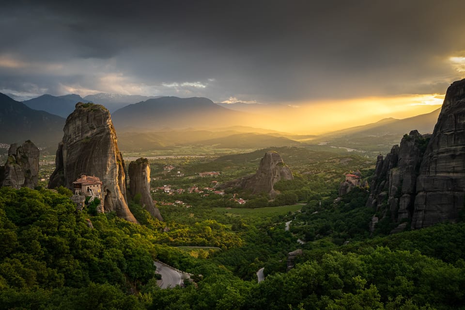Tour fotográfico de Meteora al atardecer | GetYourGuide