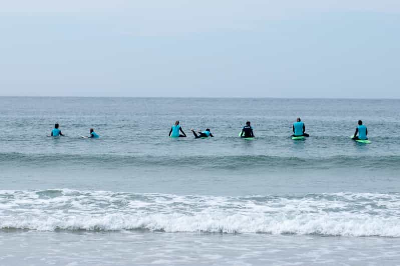 Tu mejor experiencia de surf en Oporto con Ocean Origin | GetYourGuide