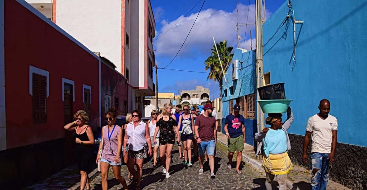 Santa Maria: Local Markets and Street Art Walking Tour | GetYourGuide