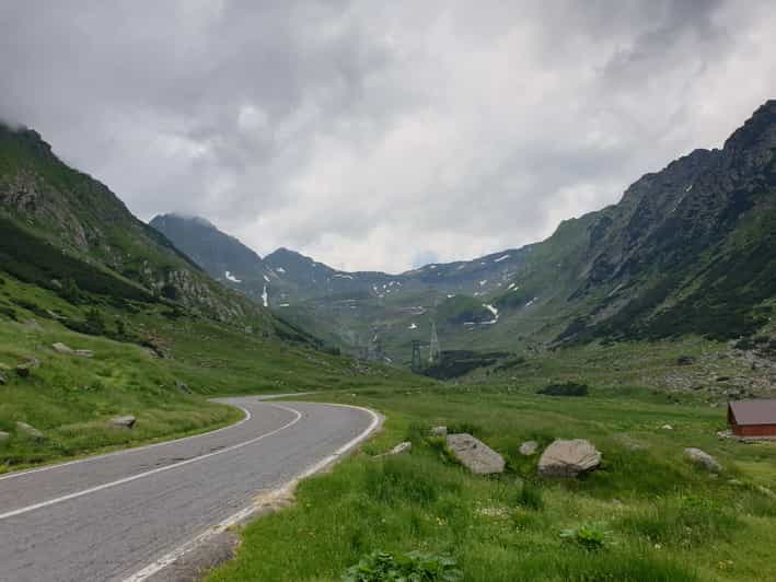 Z Braszowa: Trasa Transfogaraska i Balea Lake Ebike | GetYourGuide