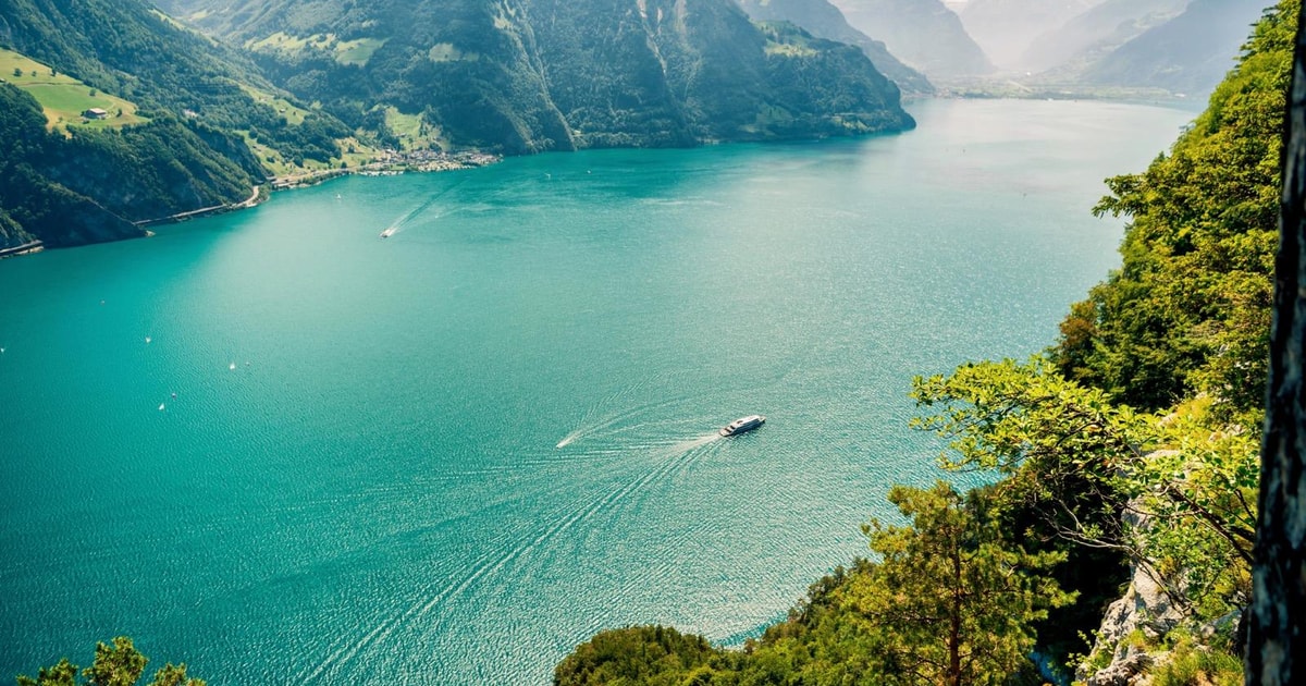 Ingenbohl: Roundtrip Lake Uri Cruise from Brunnen to Flüelen | GetYourGuide