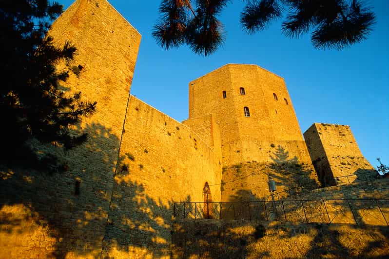 Montefiore Conca: medieval Castle | GetYourGuide