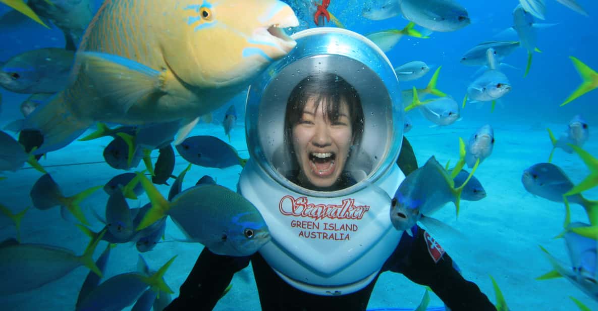 Von Cairns aus: Green Island Bootstour & Seawalker Helmet Dive ...