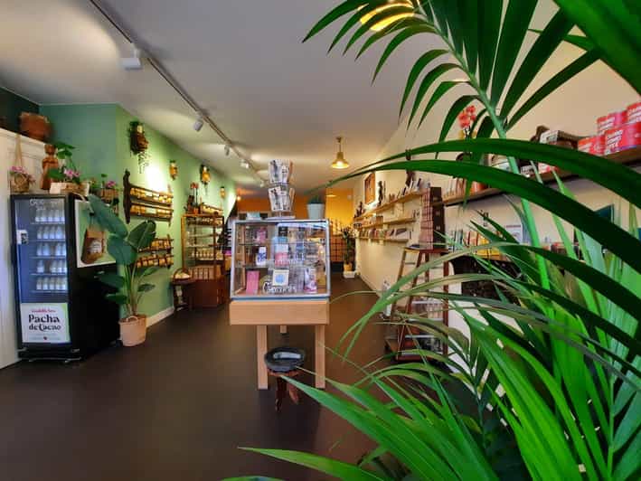 Amsterdam: Chocolate Tasting and Private Tour | GetYourGuide