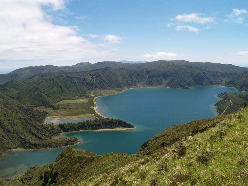 Desde Lagoa: Excursión guiada de un día a la Laguna y las Cascadas de ...