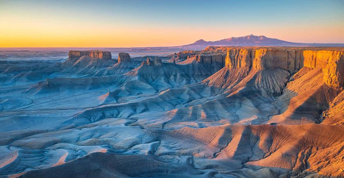 Torrey: Månelandskab, Factory Butte og Capitol Reef Park Tour ...