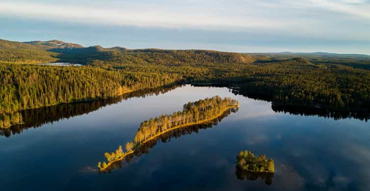 Dag in Inari - Siida Museum, Open Fire Lunch & Lake Inari | GetYourGuide