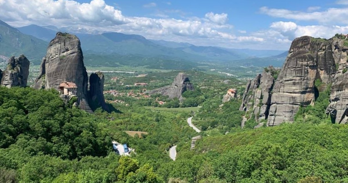 Środowa wycieczka do Meteory ze stacji kolejowej Kalabaka | GetYourGuide