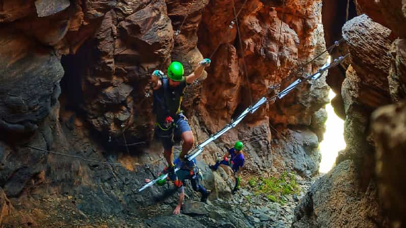 Γκραν Κανάρια: Περιπέτεια Via Ferrata και Zipline με ξεναγό | GetYourGuide