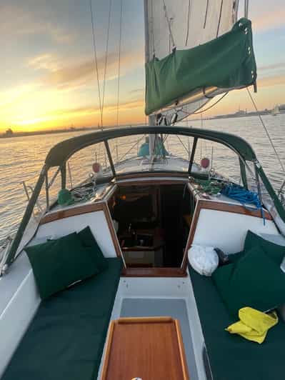 San Diego: Guided Sunset Sailing Cruise with Drinks | GetYourGuide