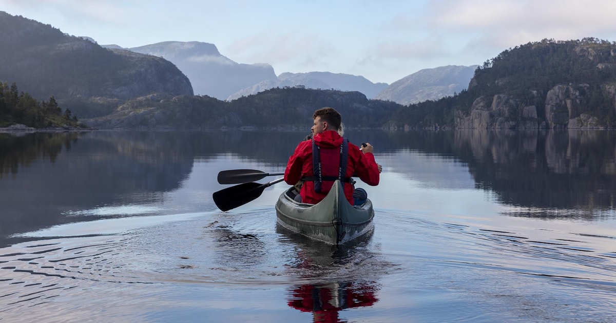 Stavanger: Preikestolen Hidden Trail Vandring + Kanot + Lunch ...