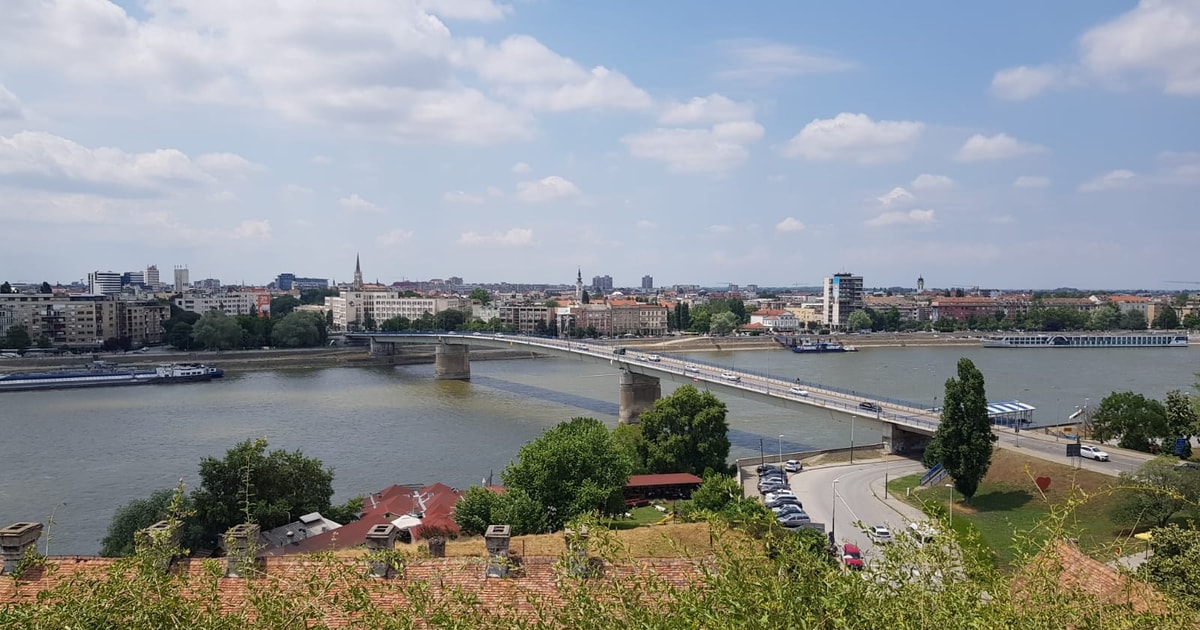 Von Belgrad: Novi Sad, Geheimtunnel der Festung Petrovaradin | GetYourGuide
