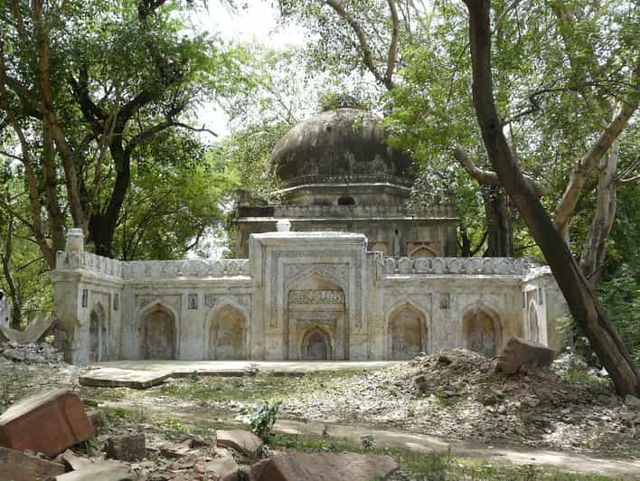 Delhi: Mehrauli with Some Prominent Sites Walk Tours | GetYourGuide