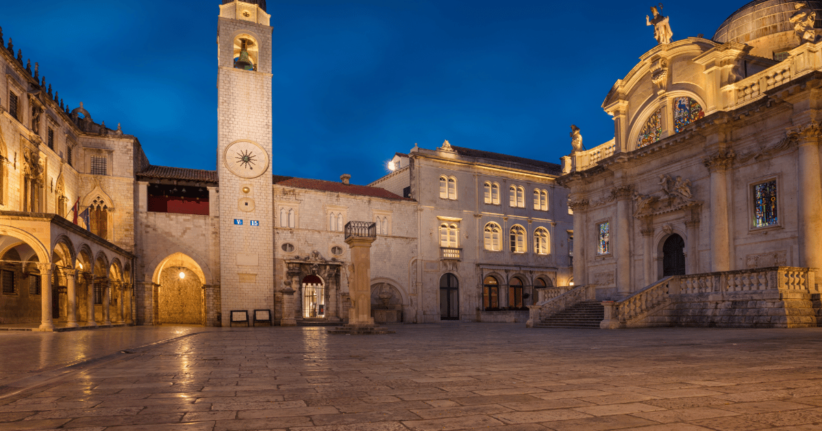 Tour Privado: Passeio noturno pela cidade velha | GetYourGuide
