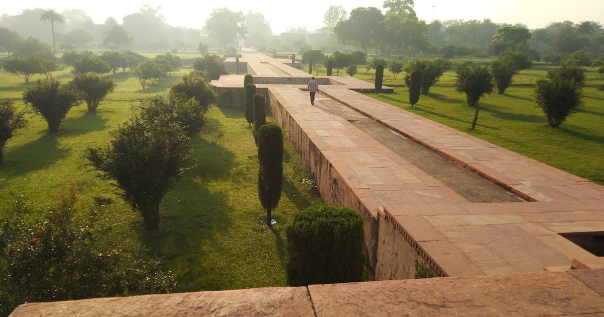 River Front Gardens of Agra | GetYourGuide