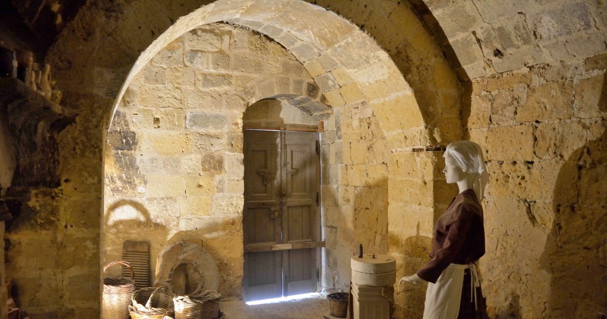 The places of the sacred | GetYourGuide