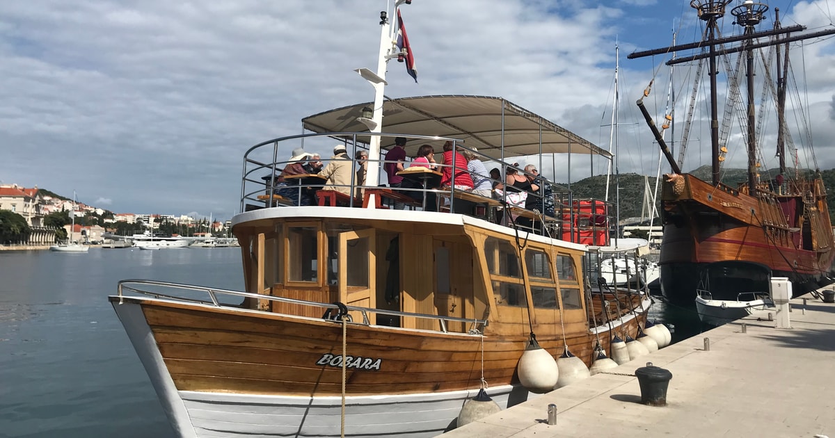 Dubrovnik: Cruzeiro de barco pelas Ilhas Elaphiti com almoço e bebidas ...