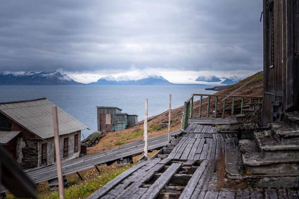 From Longyearbyen photo tour: Mysterious Barentsburg | GetYourGuide