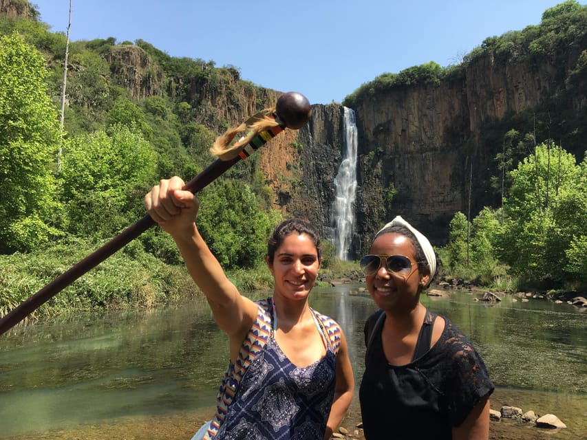 Drakensberg Giant's Castle Cave Art From Pietermaritzburg | GetYourGuide