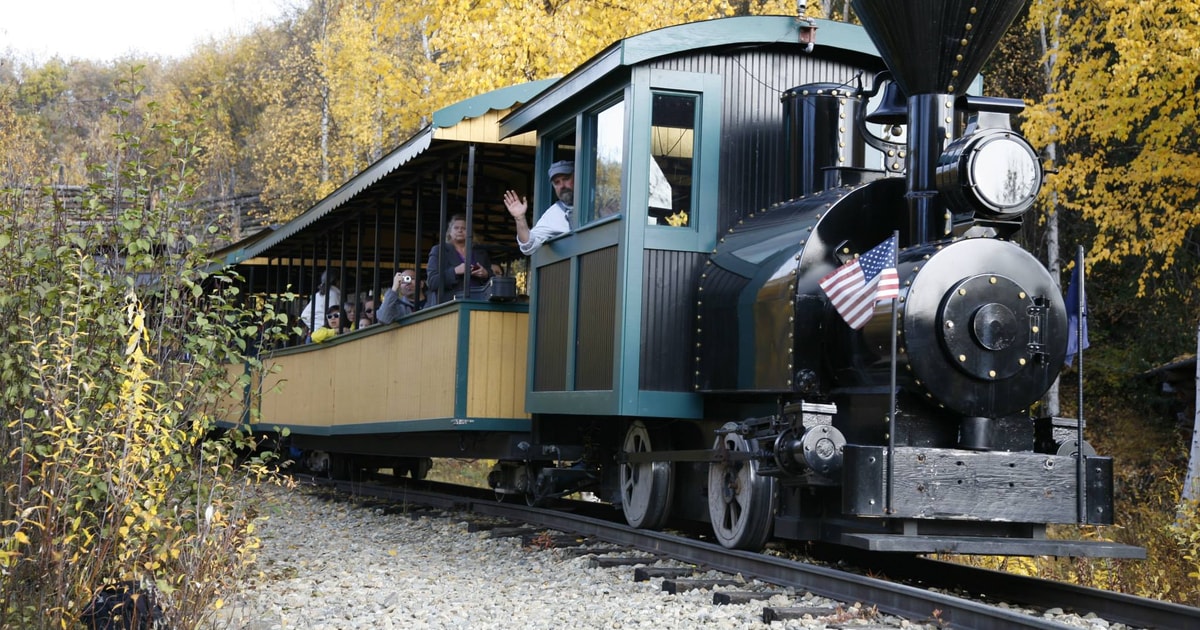 Fairbanks: Gold Dredge 8 Historic Train Tour | GetYourGuide