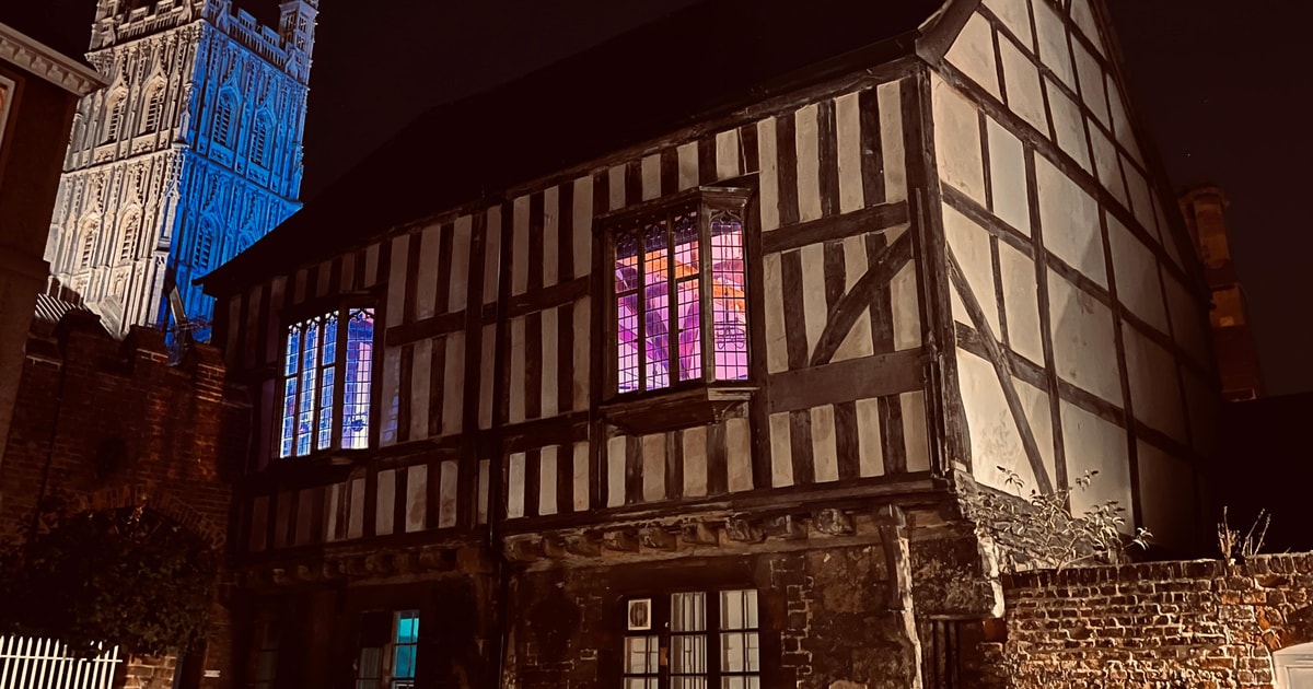 Gloucester: Visita guiada a pie con temática de fantasmas | GetYourGuide