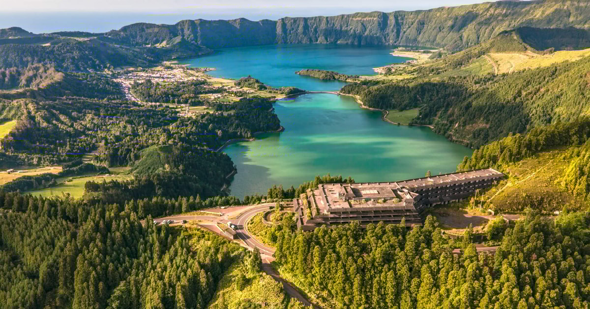 Isla de São Miguel: Excursión Privada de Día Completo y Recogida en el ...