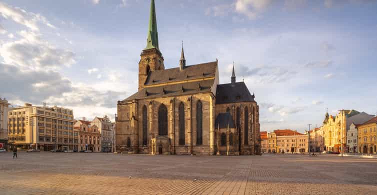 Pilsner brewery tour incl beer tasting & Czech town Pilsen | GetYourGuide