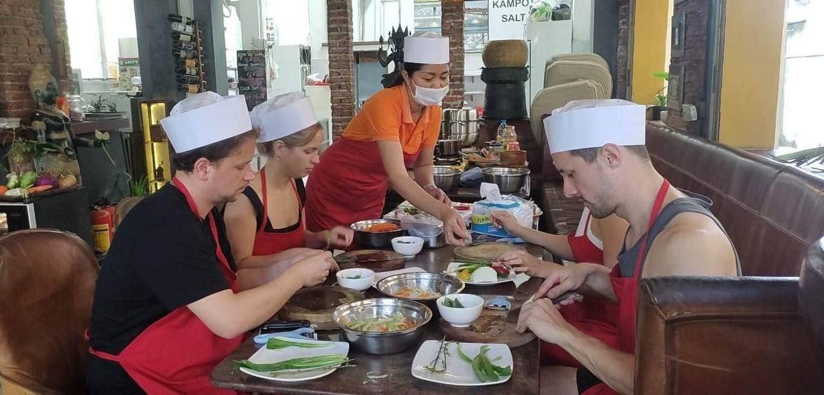 Kampot : Cooking Class in a Local Chef with Market Tour | GetYourGuide