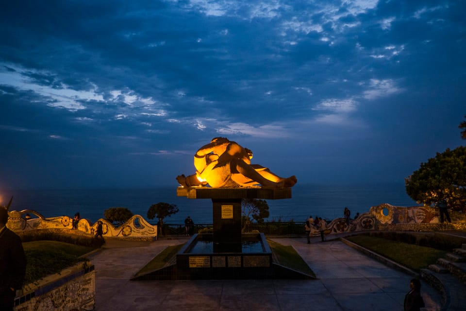 Lima: Tour por Miraflores, San Isidro, Barranco y Chorrillos | GetYourGuide