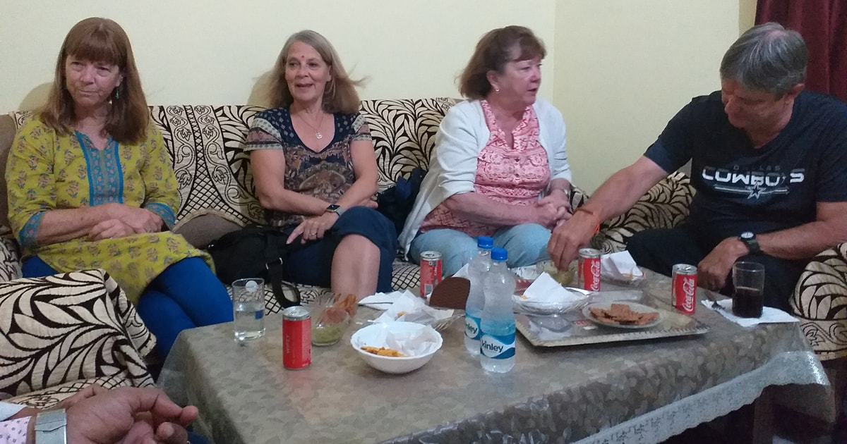 Taller de Cocina y Cena Vegetariana en Agra con la Familia | GetYourGuide