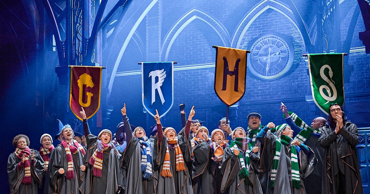 Hamburg: Harry Potter und das verwunschene Kind Theater | GetYourGuide