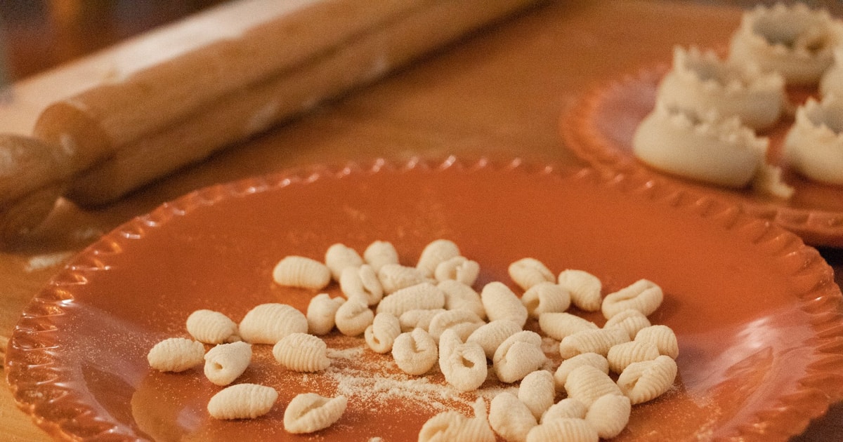 Porto Torres: Clase de cocina de pasta fresca sarda | GetYourGuide