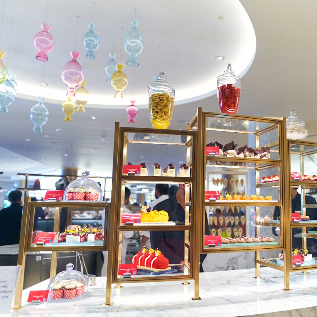 Dubai: Buffet Dinner at Saffron in Atlantis the Palm | GetYourGuide