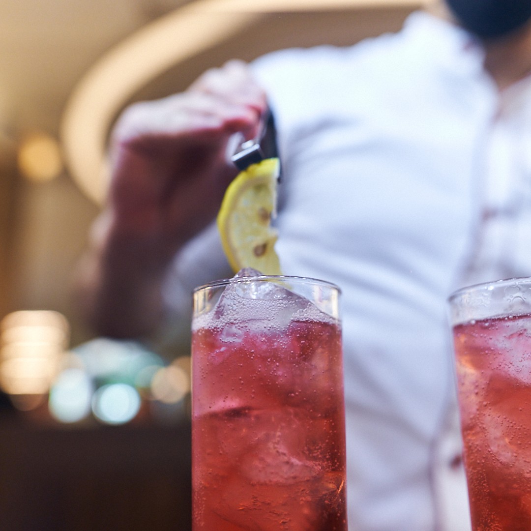 Dubai: Buffet Dinner at Saffron in Atlantis the Palm | GetYourGuide