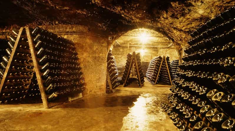 Third Largest Monolith in the World:Bernal with wine tasting | GetYourGuide