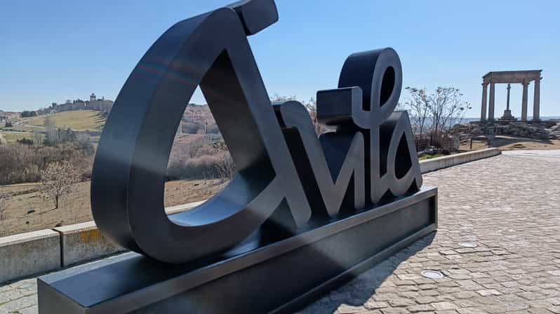 Ávila: Tour privado por Murallas y Casco Histórico | GetYourGuide