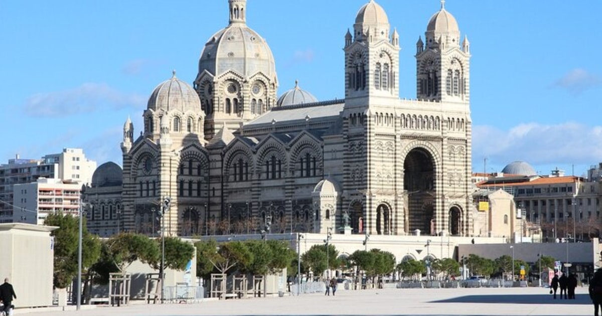 Tour privado personalizado con guía local Marsella | GetYourGuide